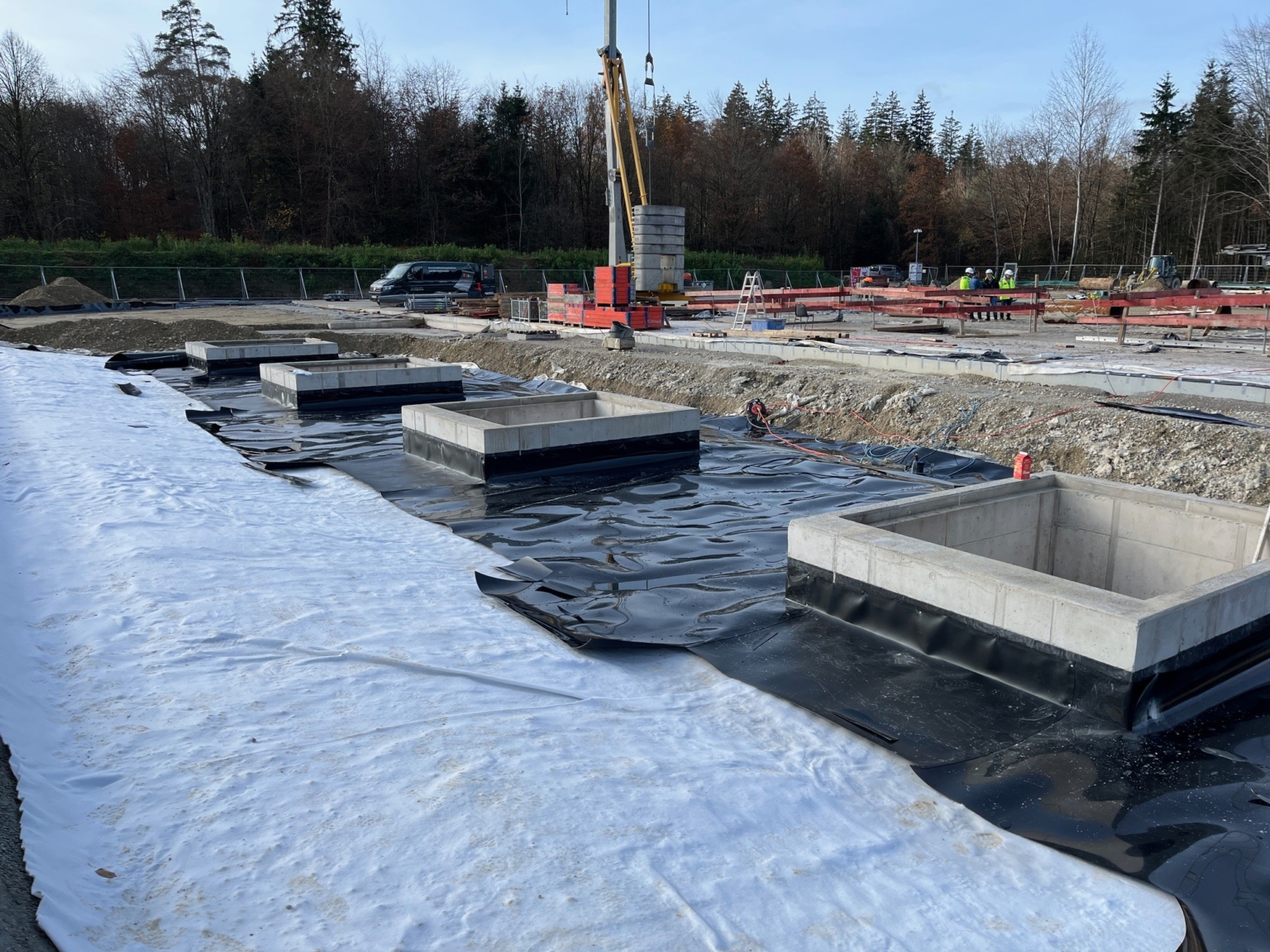 Einbau der Thermalwasserleitung geht weiter